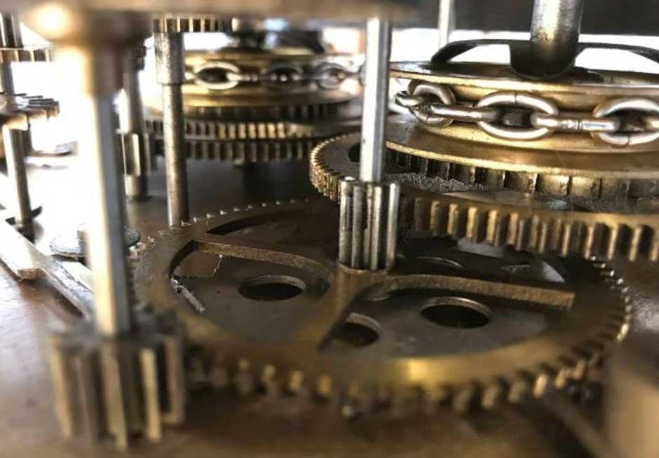 5 Signs Your Mechanical Clock Needs Repair Service - Mason Jar Breakfast